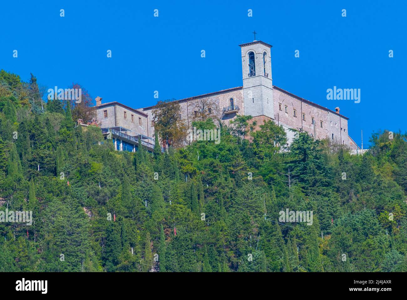 Basílica gubbio saint ubaldo hi-res stock photography and images - Alamy