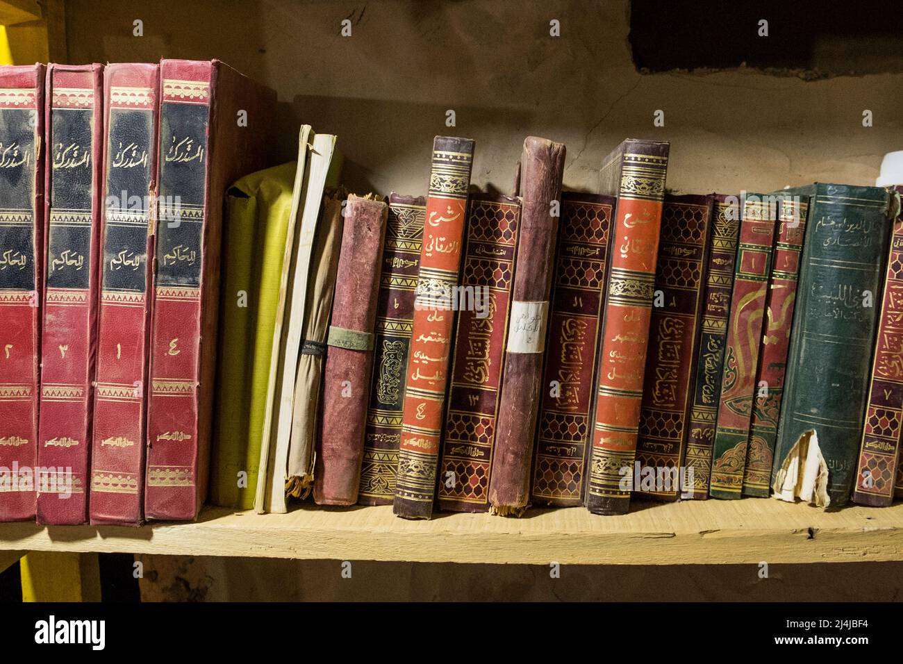 Mauritania, Chinguetti, islamic library, Saif Al Islam, curator of the ...