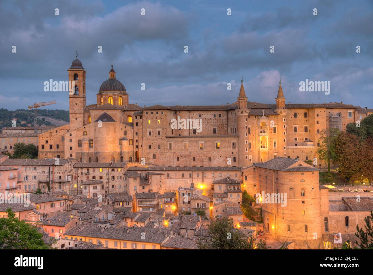 Urbino palazzo ducale gallery hi-res stock photography and images - Alamy