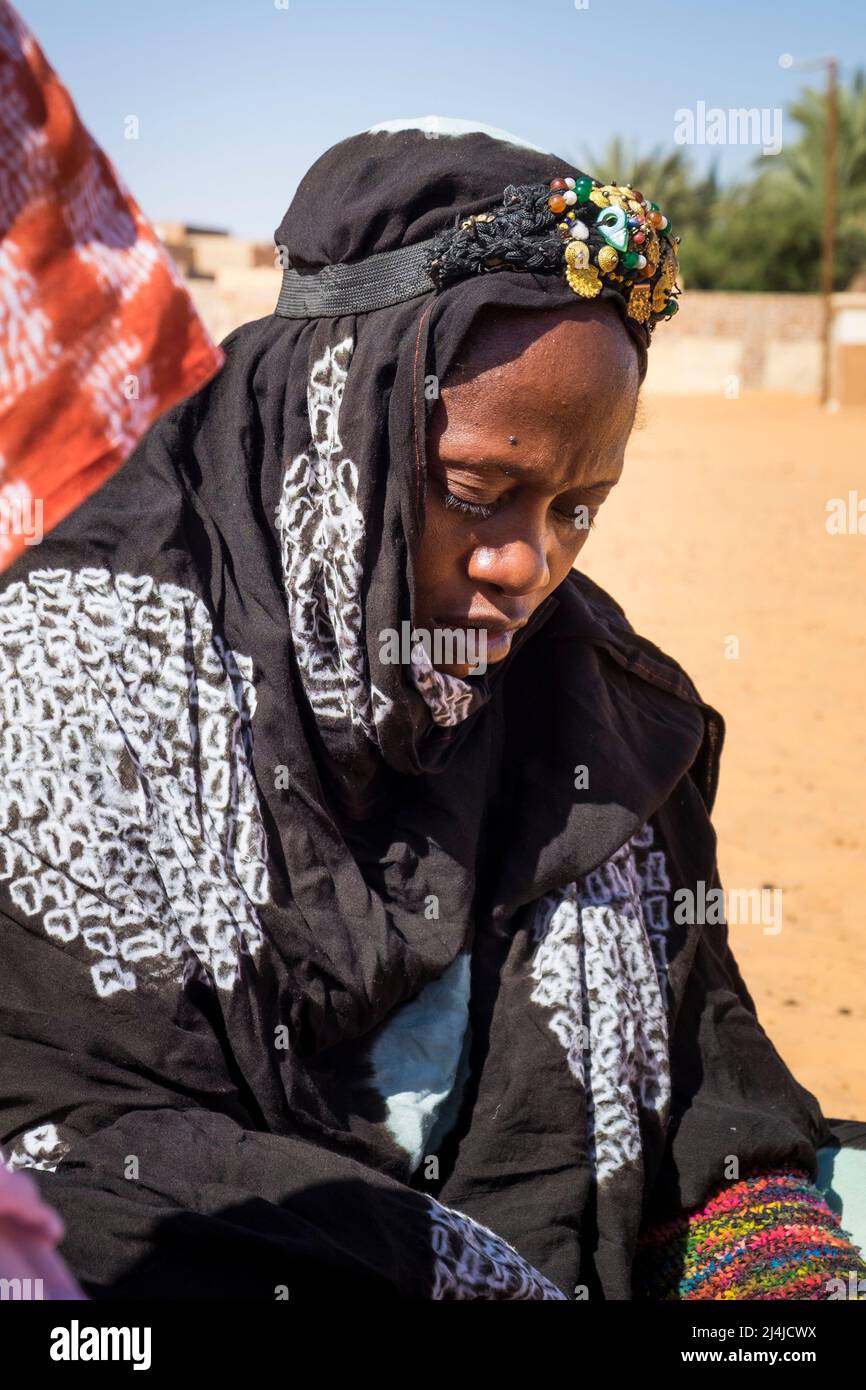 Mauritania, Chinguetti, women Stock Photo - Alamy