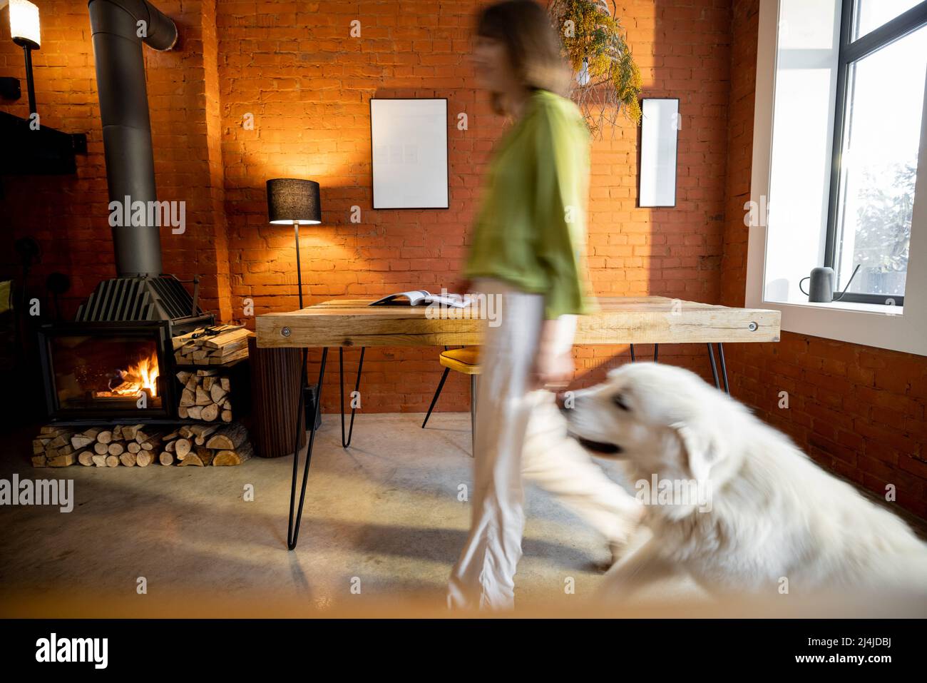 Motion office work interior hi-res stock photography and images - Alamy