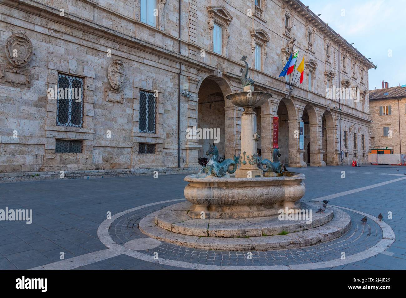 Fountain at Piazza Arringo in Italian town Ascoli Piceno Stock Photo ...