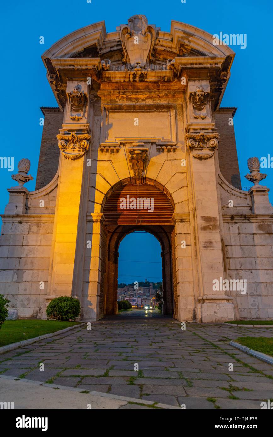 Porta pia arch hi-res stock photography and images - Alamy