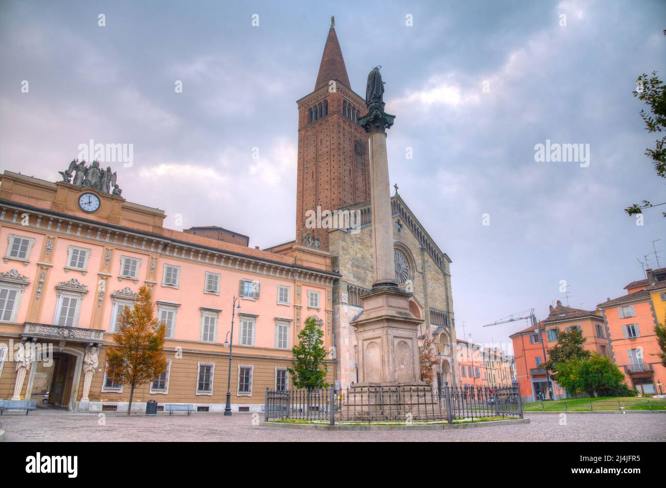 Cathedral of Santa Maria Assunta and Santa Giustina in Piacenza, Italy ...
