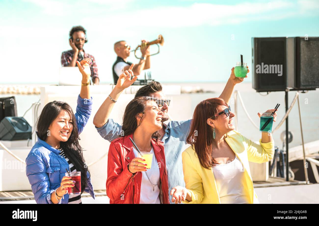 Ibiza beach club dj hi-res stock photography and images - Alamy