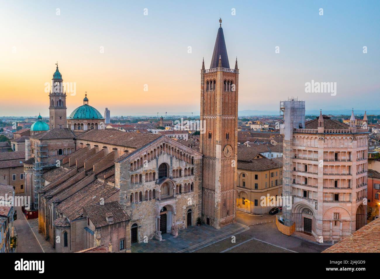 Sunrise view of the Cathedral of Parma in Italy Stock Photo - Alamy
