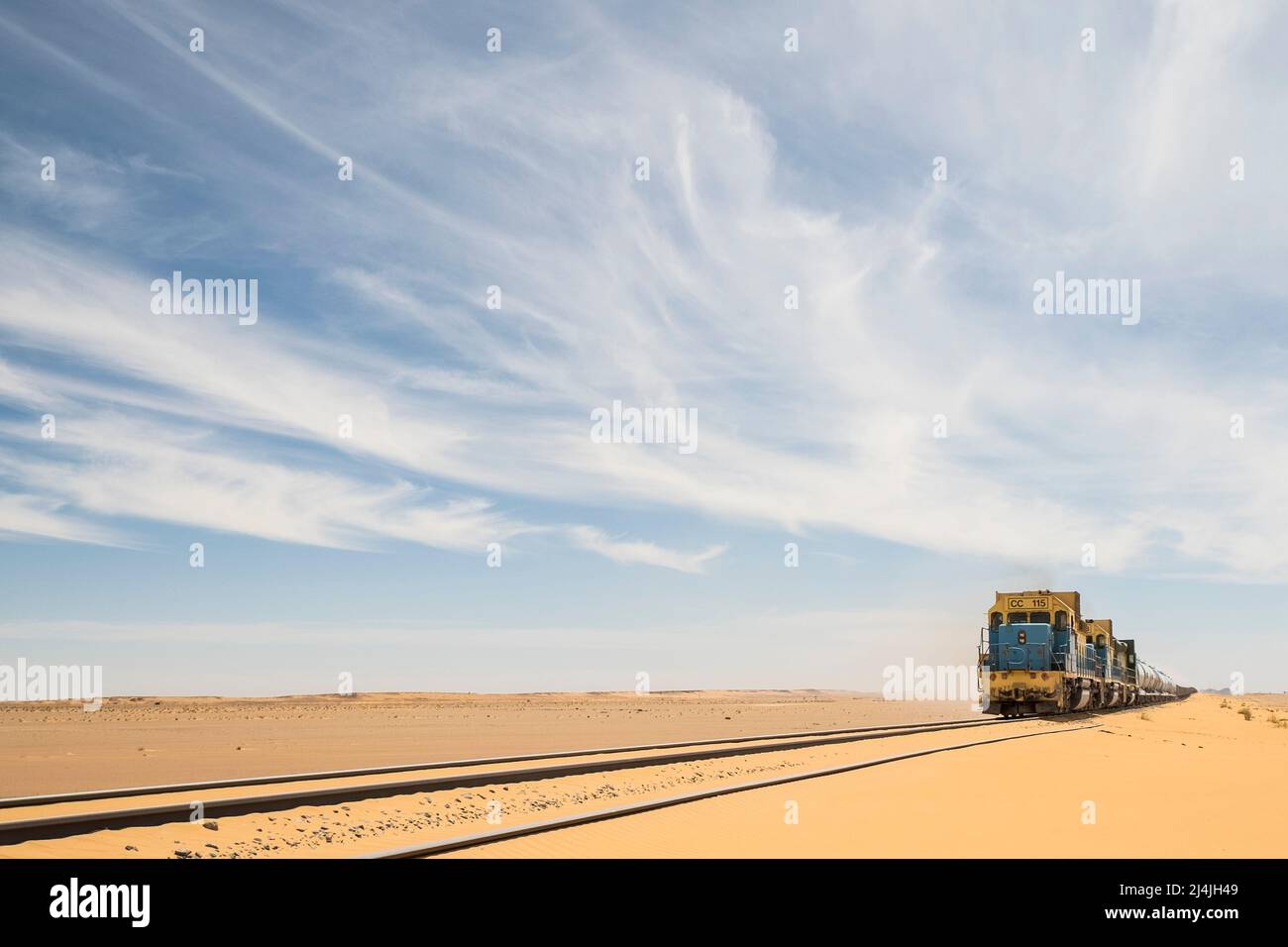 Mauritania, the longest railway in the world, connects Nouadhibou to ...