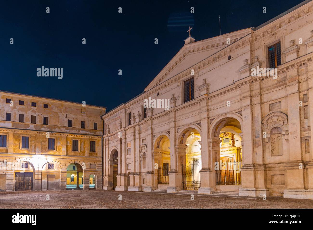 Basilica santa barbara mantua hi-res stock photography and images - Alamy