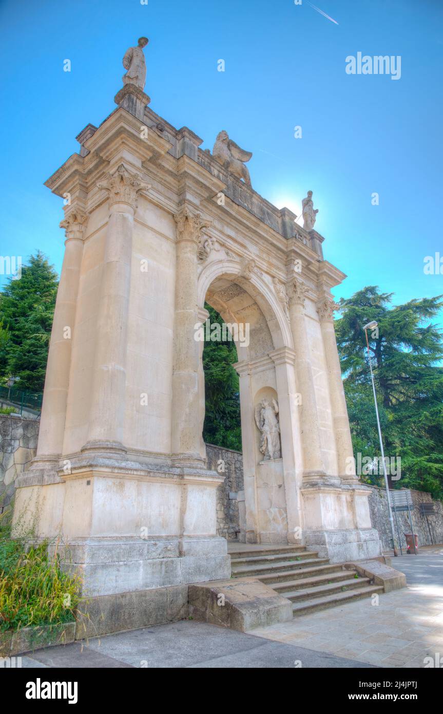Arco delle scalette hi-res stock photography and images - Alamy