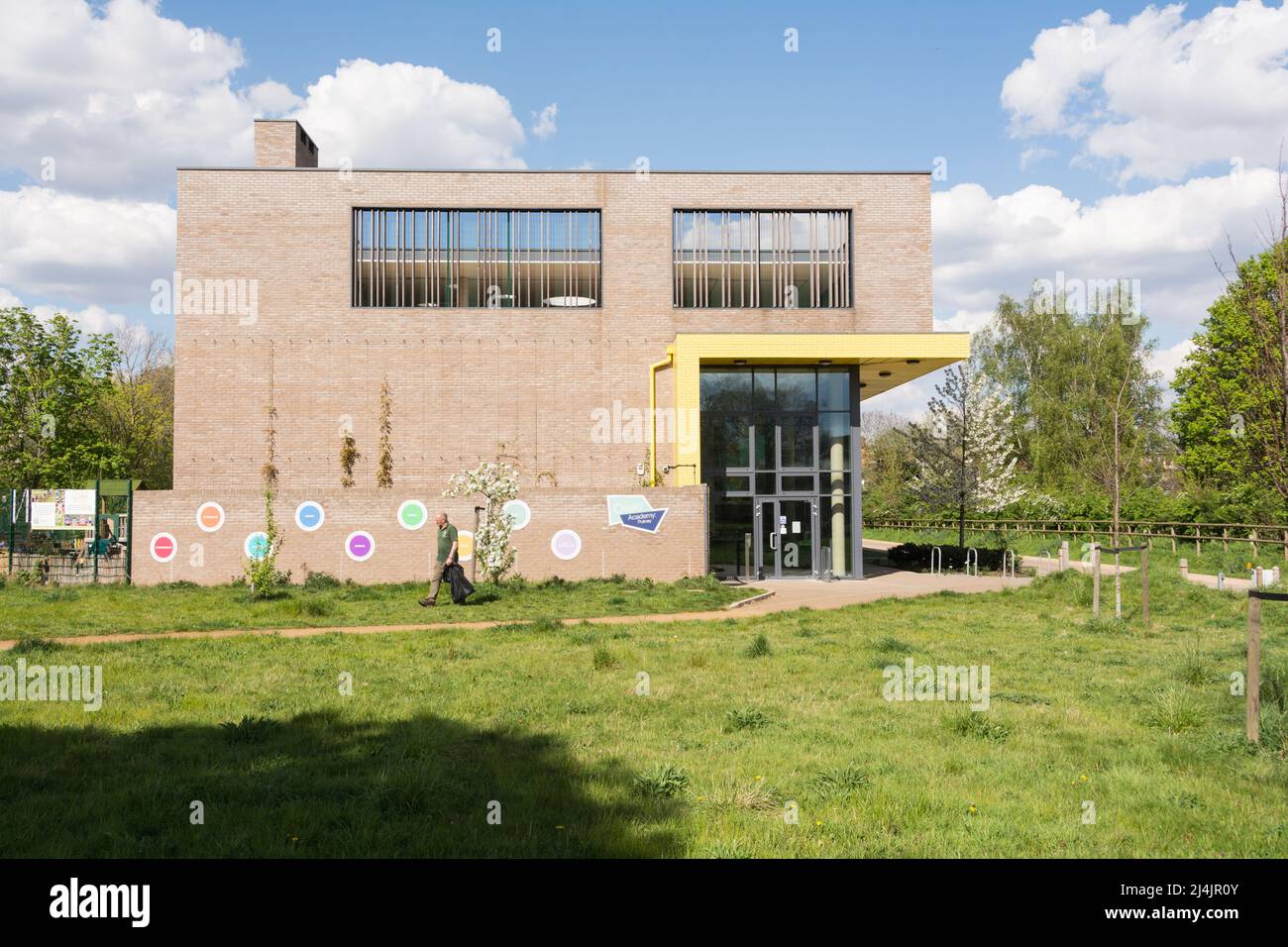 Oasis Academy, Lower Richmond Road, Putney, London, SW15, England, UK ...