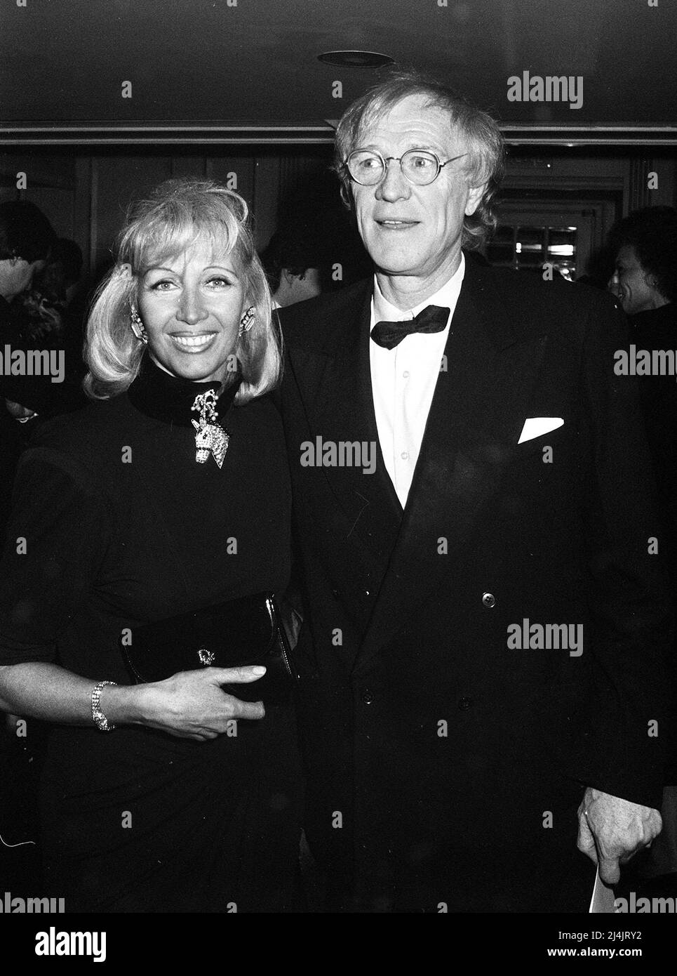 File photod ated 13/04/88 of actor Richard Harris with his former wife ...