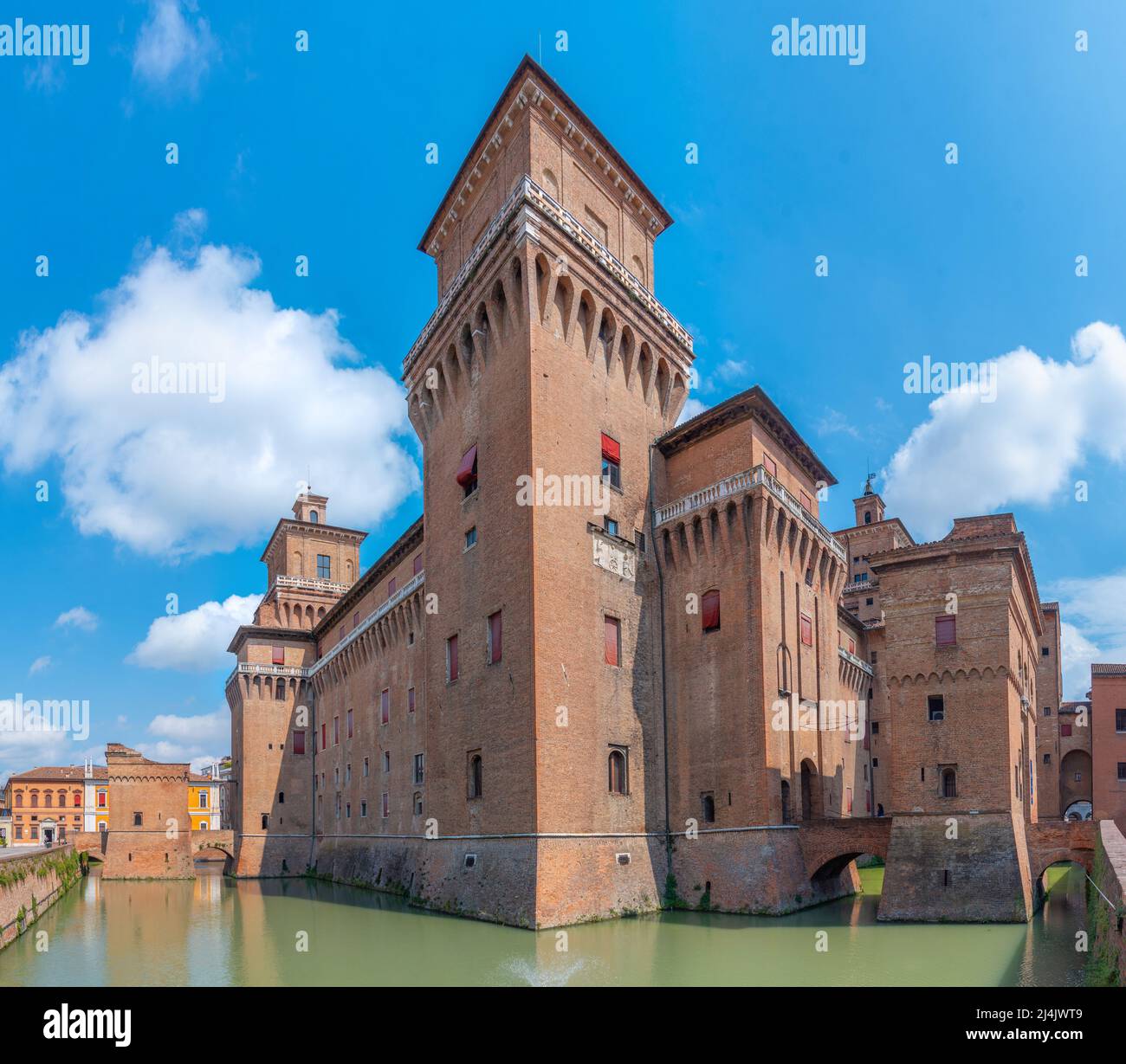 Castello Estense in the Italian town Ferrara Stock Photo - Alamy