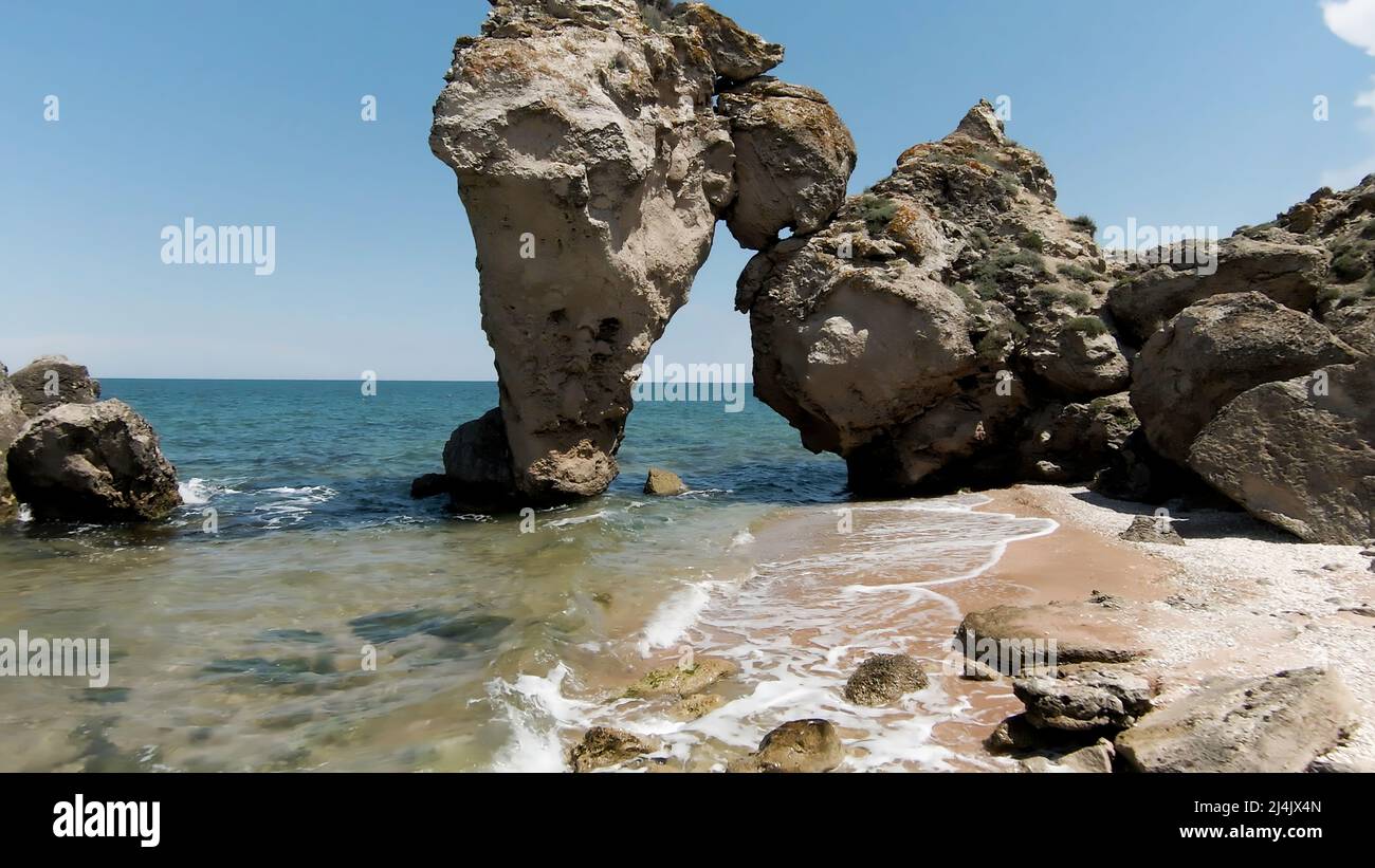 Rock. Action. View of the rocks in the beach Stock Photo - Alamy