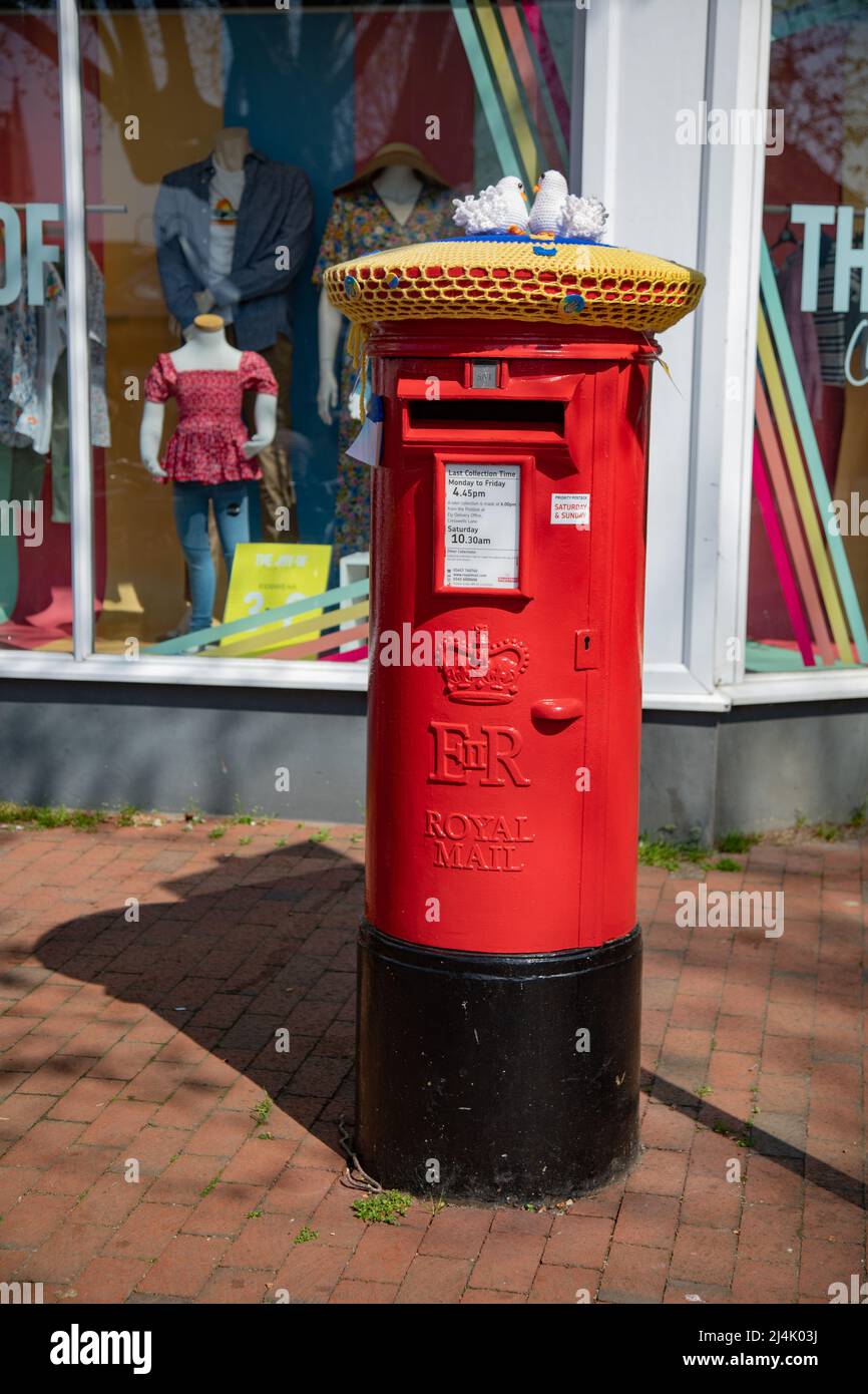 Ely knitted post box hi-res stock photography and images - Alamy