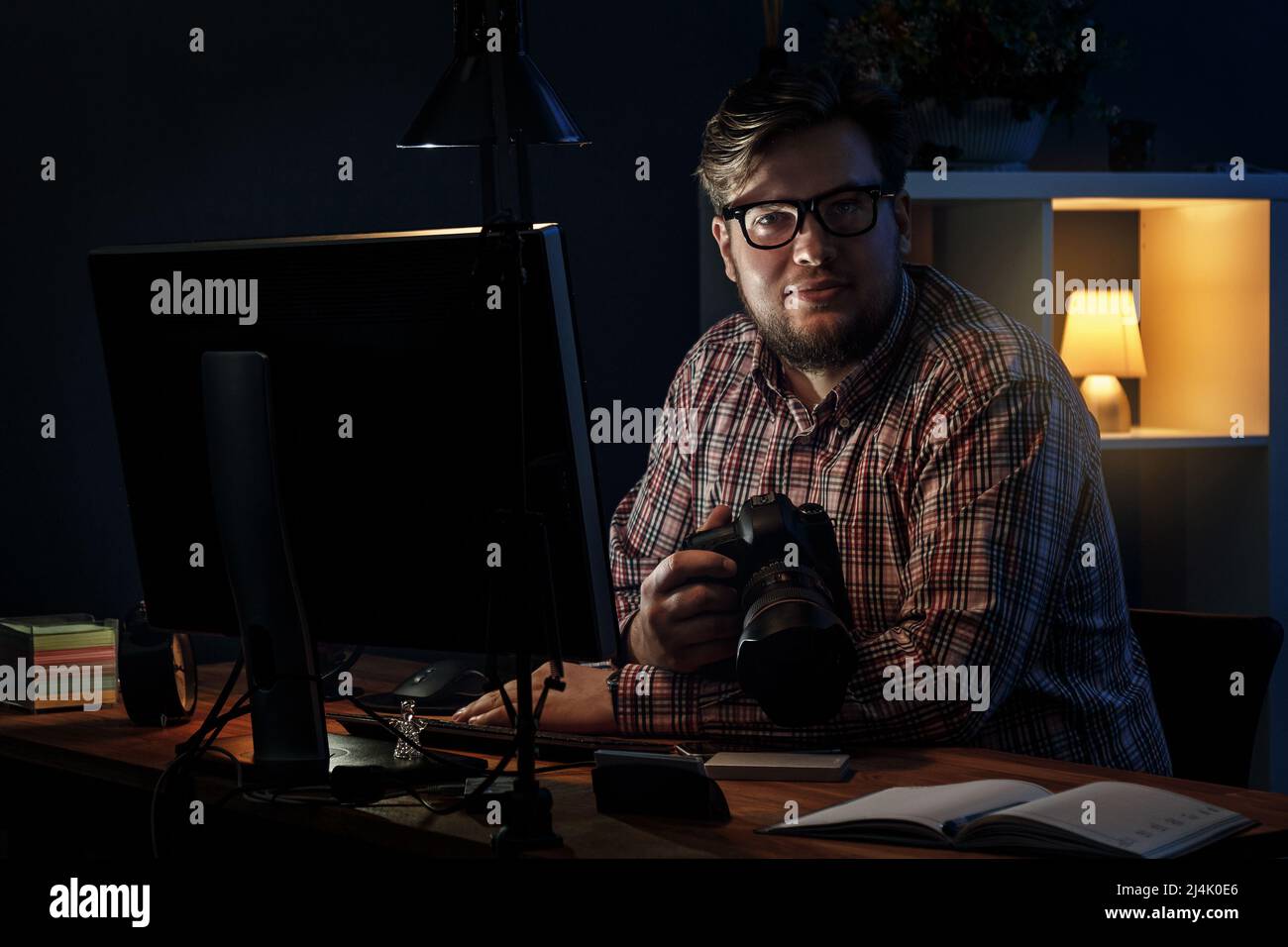 Agency overtime hi-res stock photography and images - Alamy