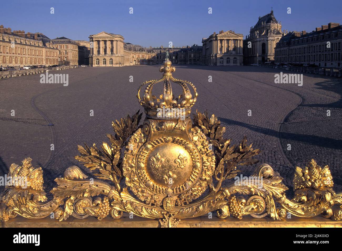 Palace of versailles aerial view hi-res stock photography and images ...