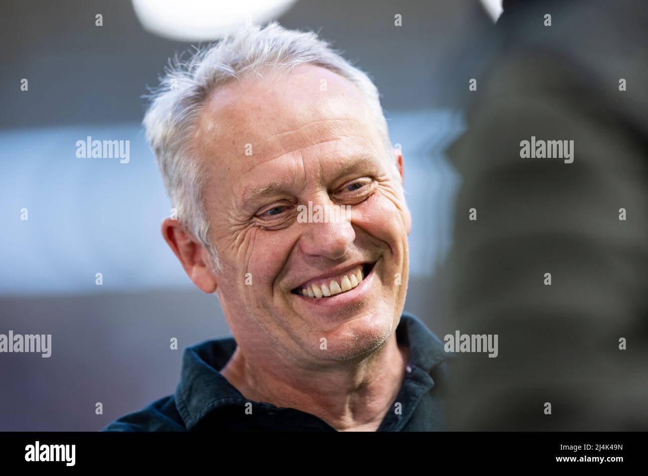 16 April 2022, Baden-Wuerttemberg, Freiburg im Breisgau: Soccer ...