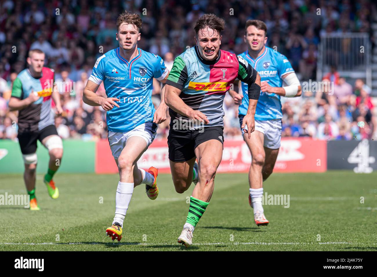 LONDON, UNITED KINGDOM. 16th, Apr 2022. Cadan Murley of Harlequins ...