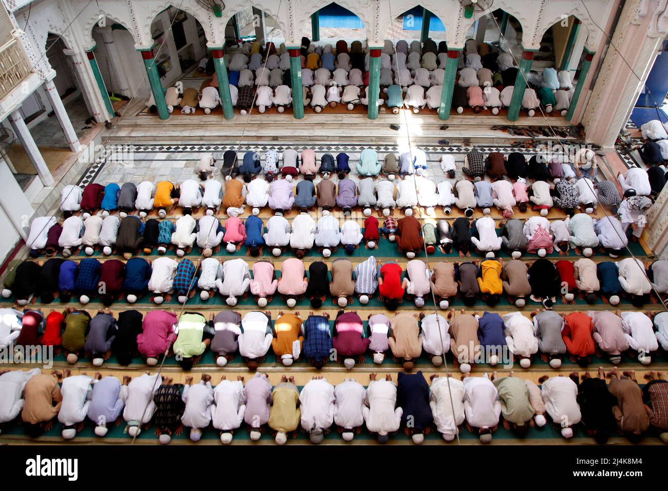 Indian Muslims offer namaz on the first friday of holy month of Ramadan ...