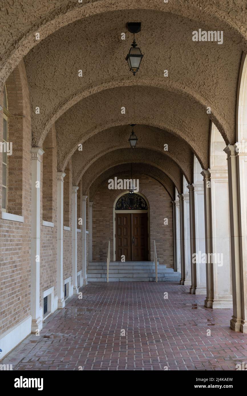 External corridor on the campus of Texas Tech University Stock Photo ...