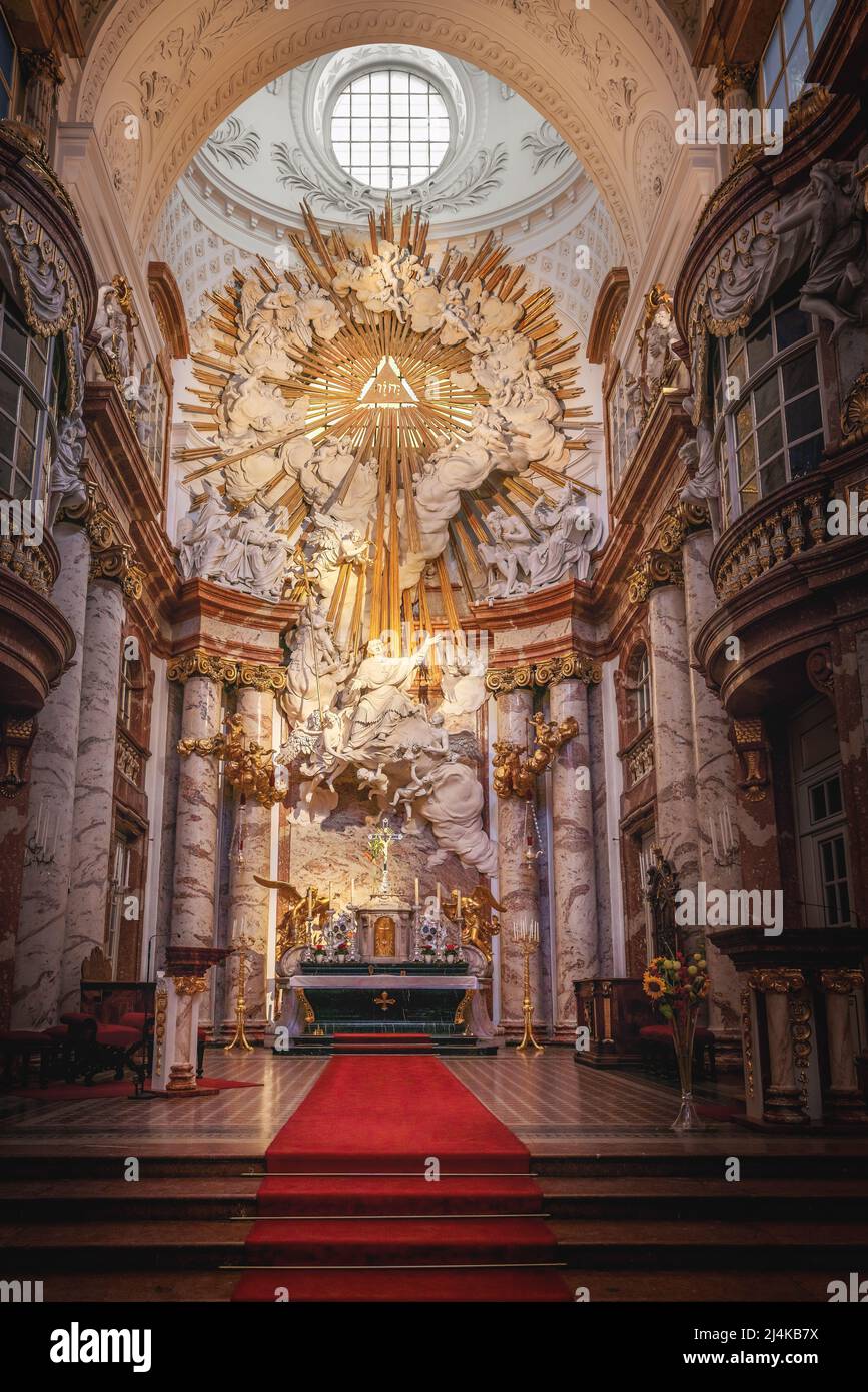 Karlskirche vienna interior hi-res stock photography and images - Alamy