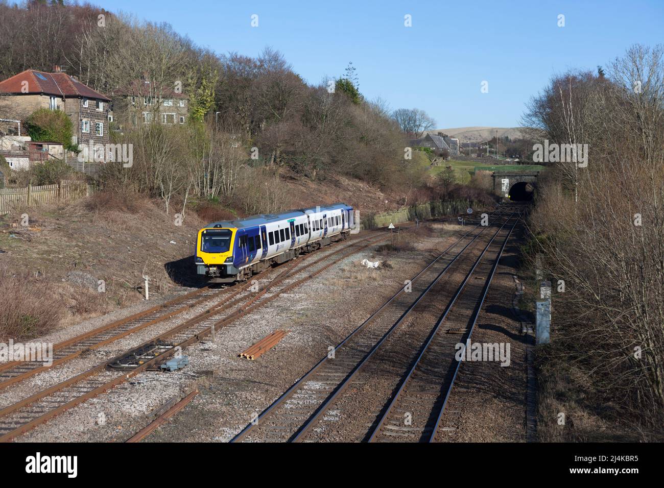 Northern Rail class 195 195016 passing Hall Royd junction Todmorden ...