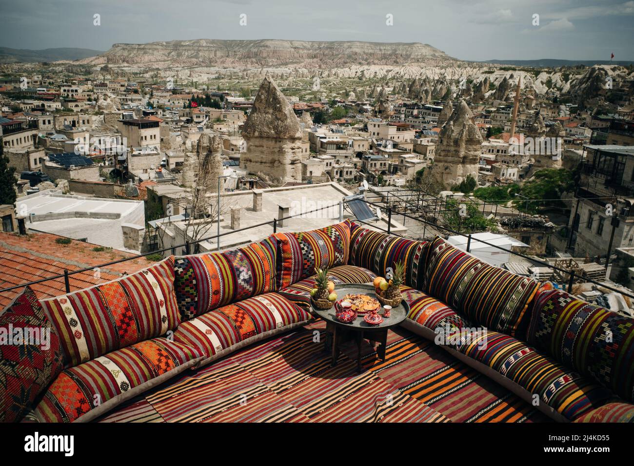 Balloon cappadocia breakfast hi-res stock photography and images - Alamy