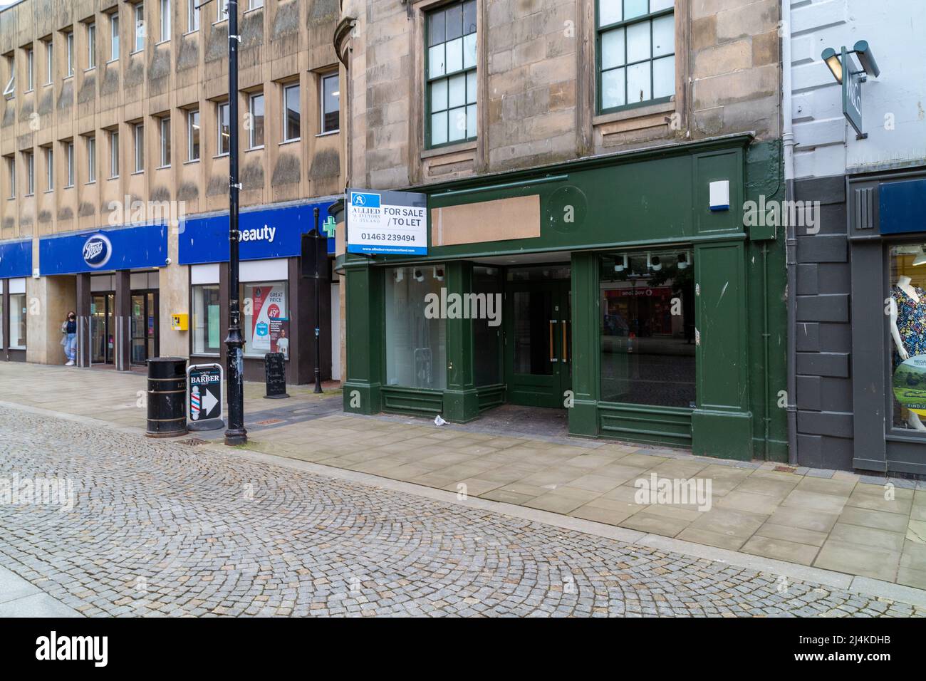 Elgin pub hi-res stock photography and images - Alamy
