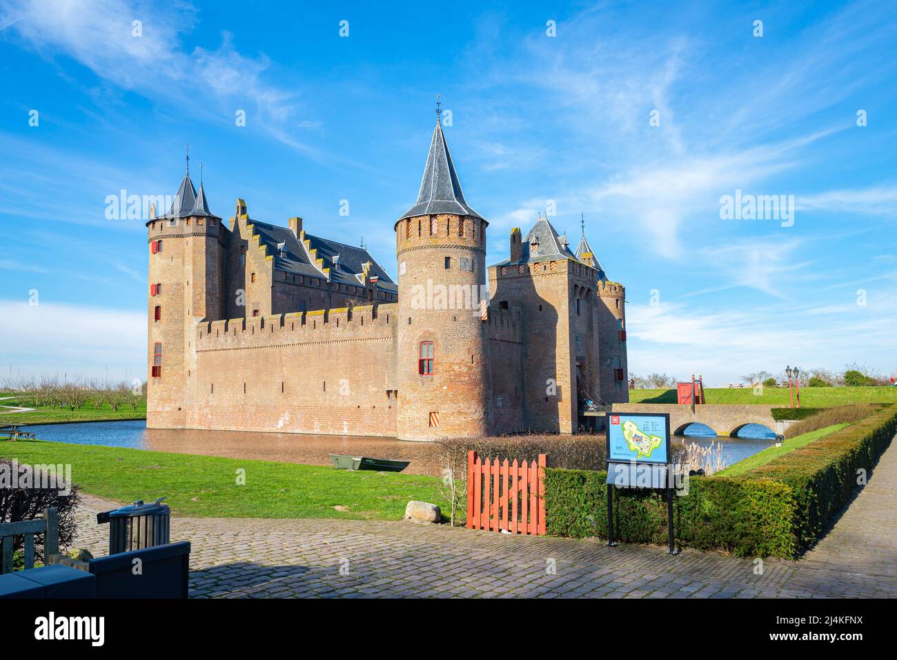 View of picturesque castle "Muiderslot" near historic town of Muiden ...