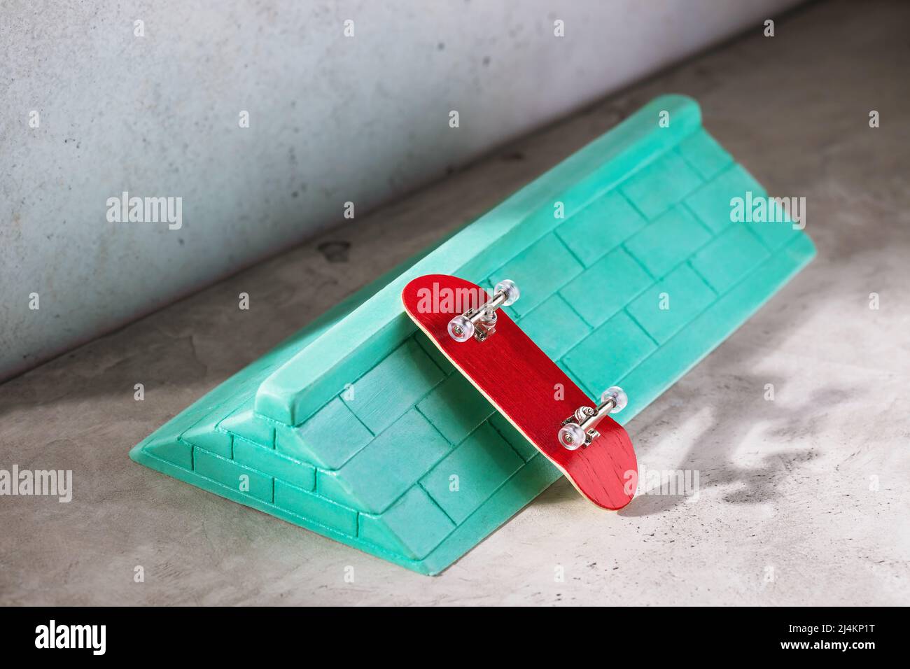 Fingerboard toy hi-res stock photography and images - Alamy