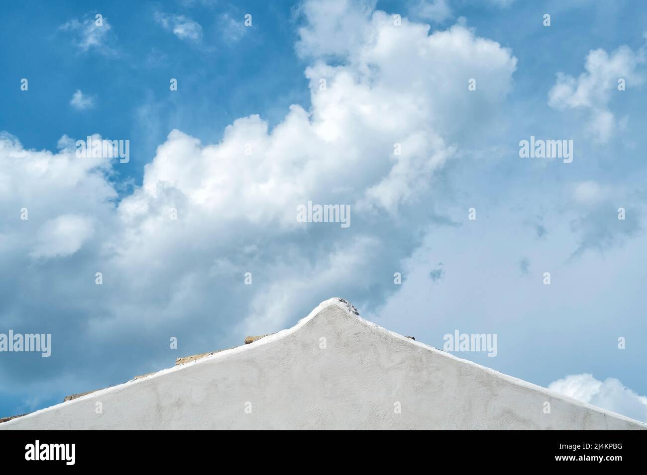 Ridge house hi-res stock photography and images - Alamy