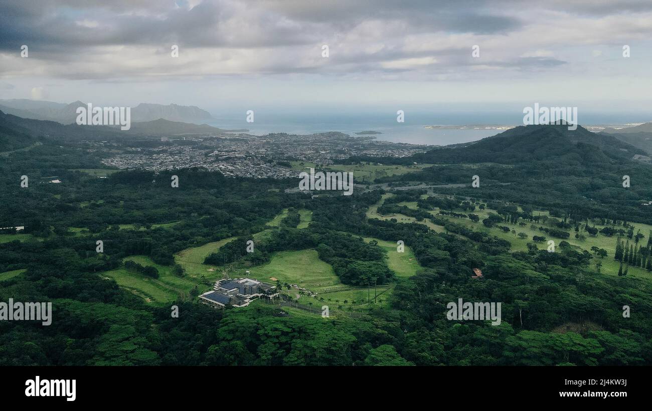 Pali highway hi-res stock photography and images - Alamy