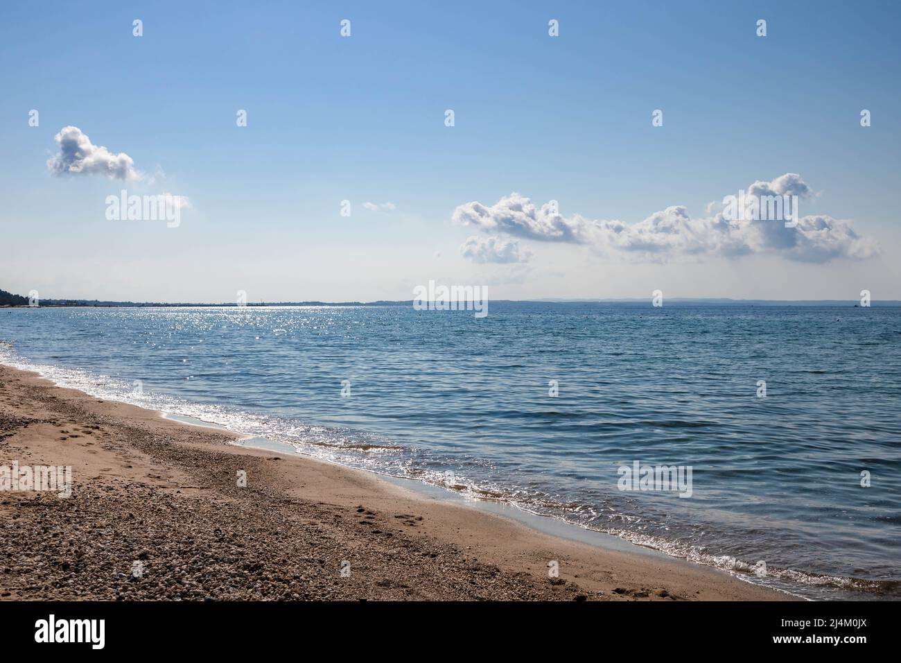 Empty sea background hi-res stock photography and images - Alamy