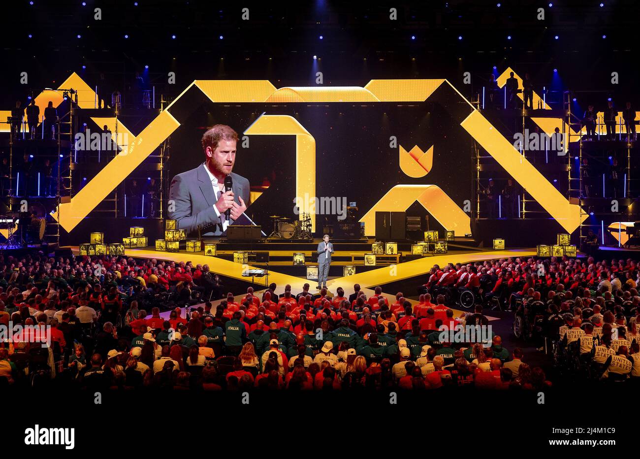 Invictus games performance arts hi-res stock photography and images - Alamy