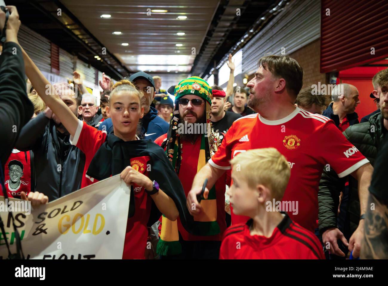 Manchester, UK. 16th Apr, 2022. Fans chant slogans inside the tunnel ...