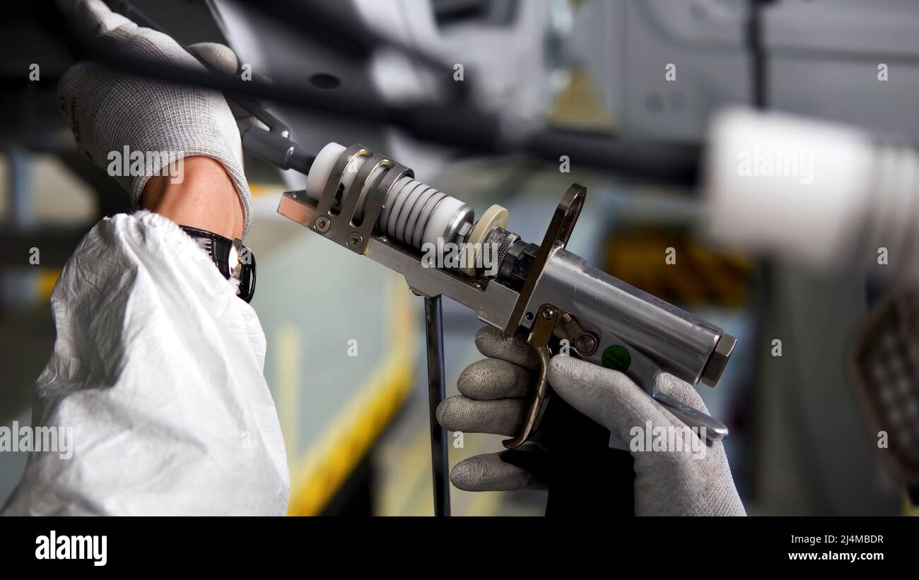 Car assembly line painting hi-res stock photography and images - Alamy