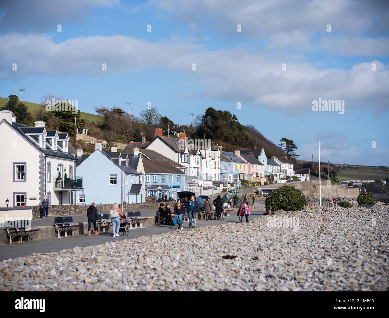 Amroth cottages hi-res stock photography and images - Alamy