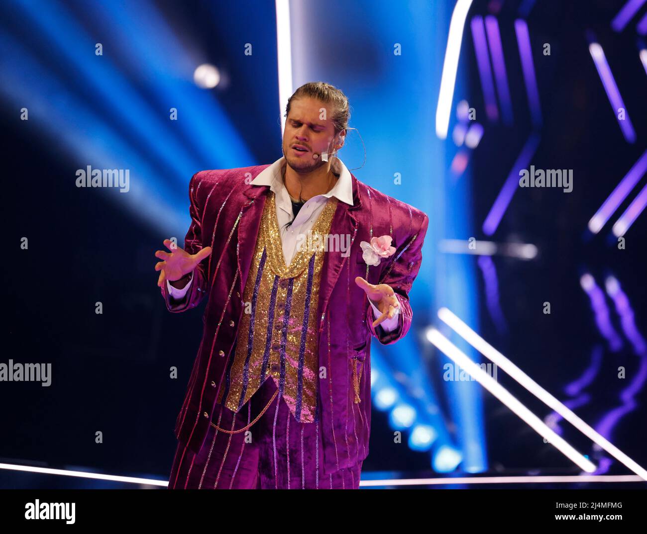 Cologne, Germany. 16th Apr, 2022. Rúrik Gíslason, former Icelandic ...