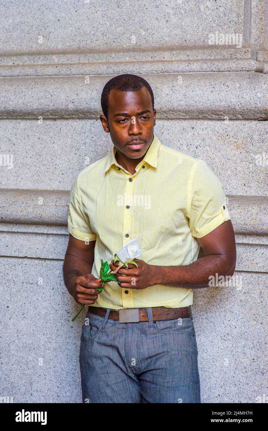 Frowned look hi-res stock photography and images - Alamy