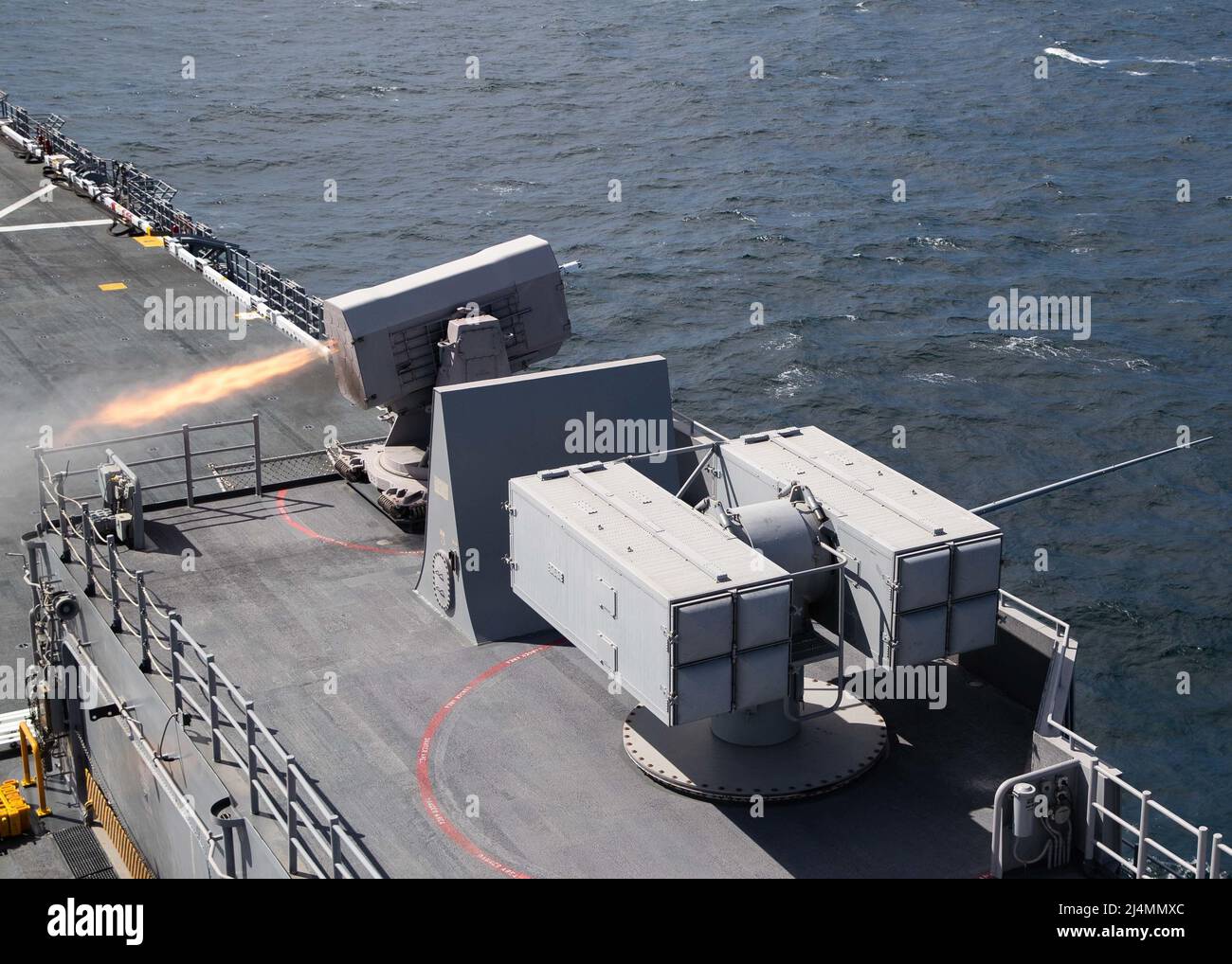 220414-N-TT639-1033 PACIFIC OCEAN (Apr. 14, 2022) – Amphibious assault ...