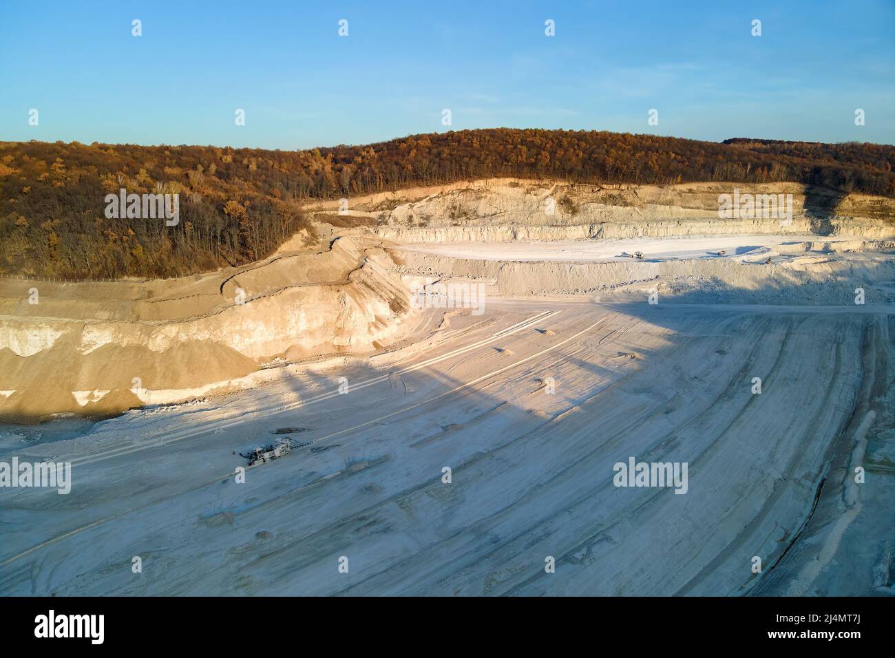 Sandstone and excavator in stone quarry hi-res stock photography and ...