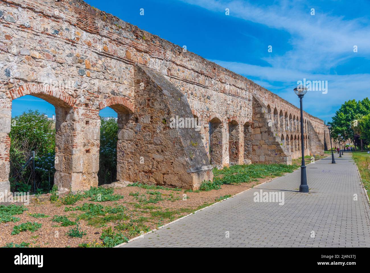 Roman aqueduct in Spanish town Merida Stock Photo - Alamy