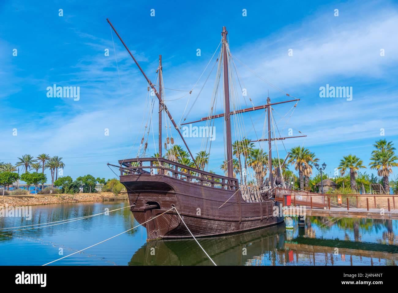 Replicas of Columbus ships Nina, Pinta and Santa Maria at Muelle de las ...
