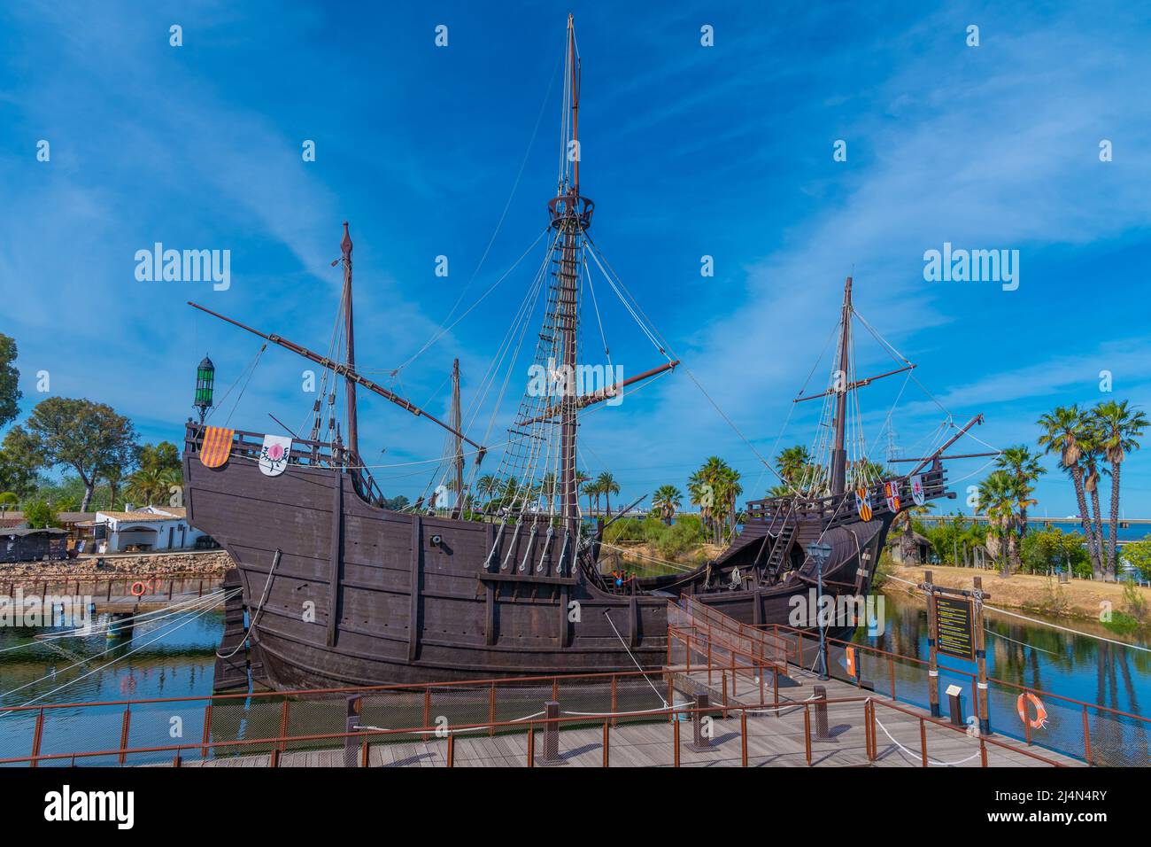 Replicas of Columbus ships Nina, Pinta and Santa Maria at Muelle de las ...