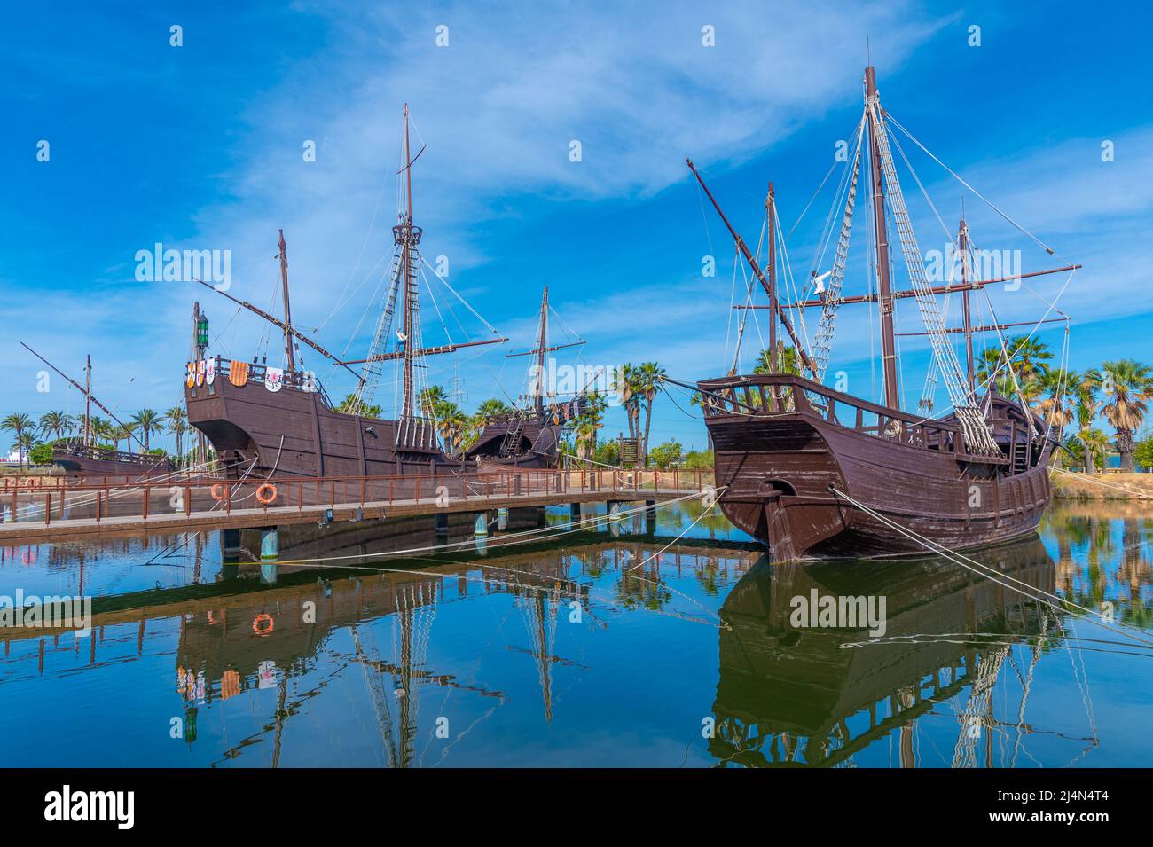 Replicas of Columbus ships Nina, Pinta and Santa Maria at Muelle de las ...