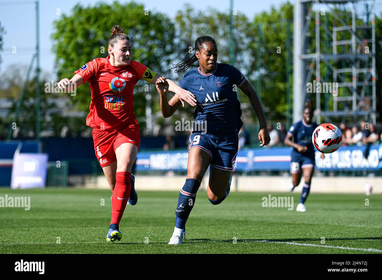 Oceane Daniel of GPSO 92 Issy and Marie-Antoinette Katoto of PSG during ...