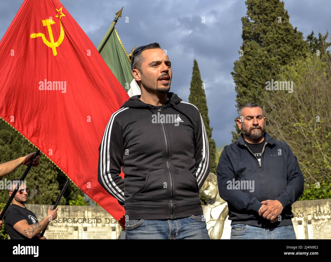 Anti nazi resistance fighter hi-res stock photography and images - Alamy