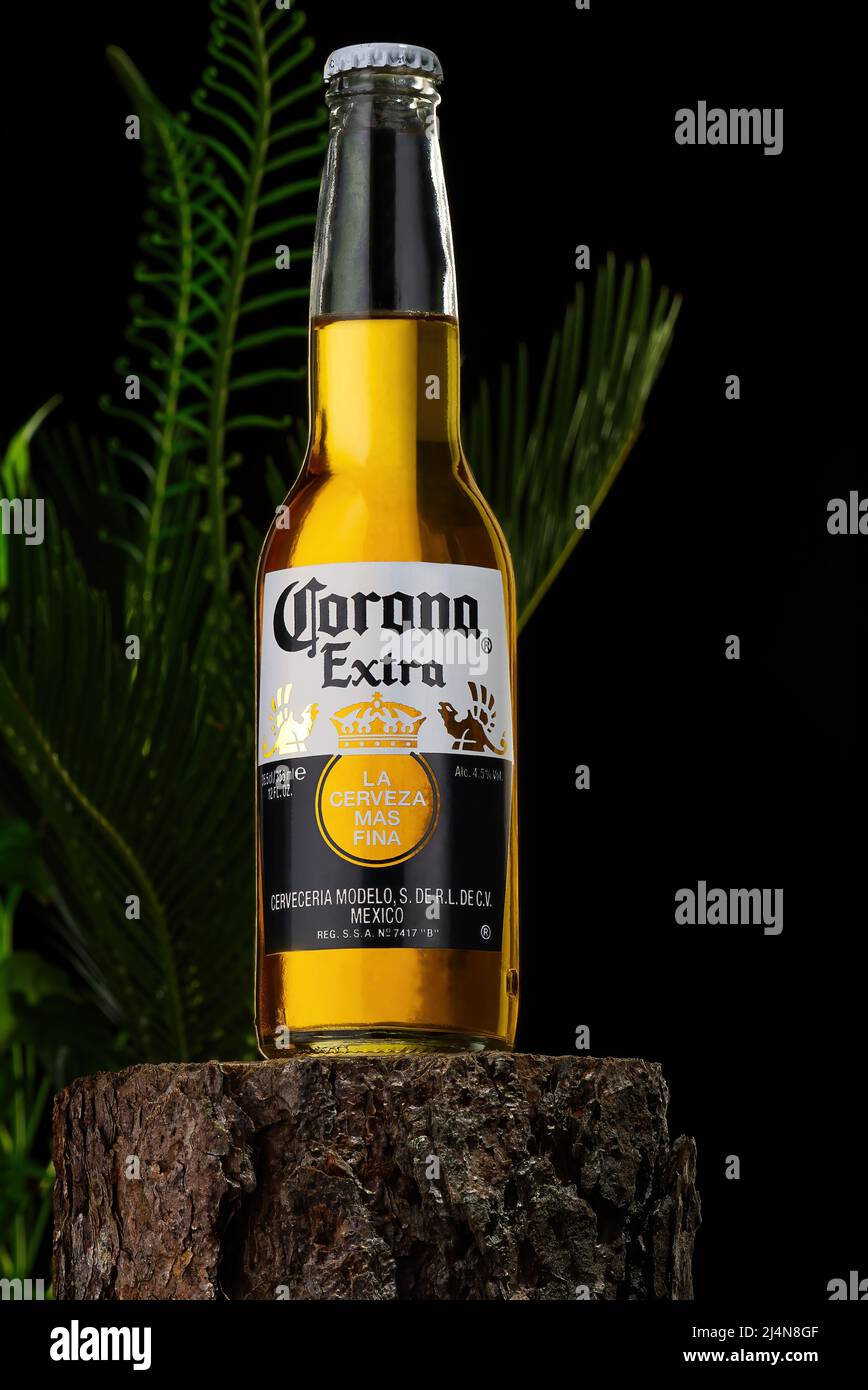 Cerveza tropical hi-res stock photography and images - Alamy