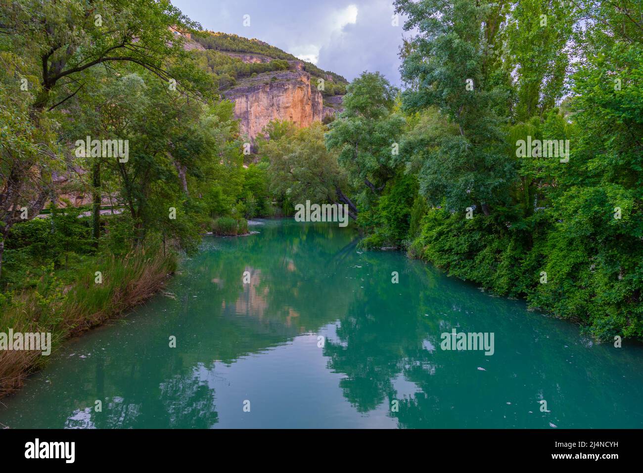 Reflectionmwater hi-res stock photography and images - Alamy