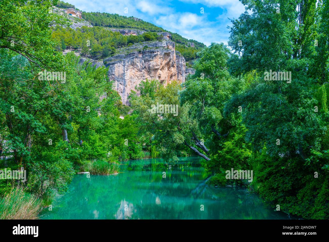 Reflectionmwater hi-res stock photography and images - Alamy